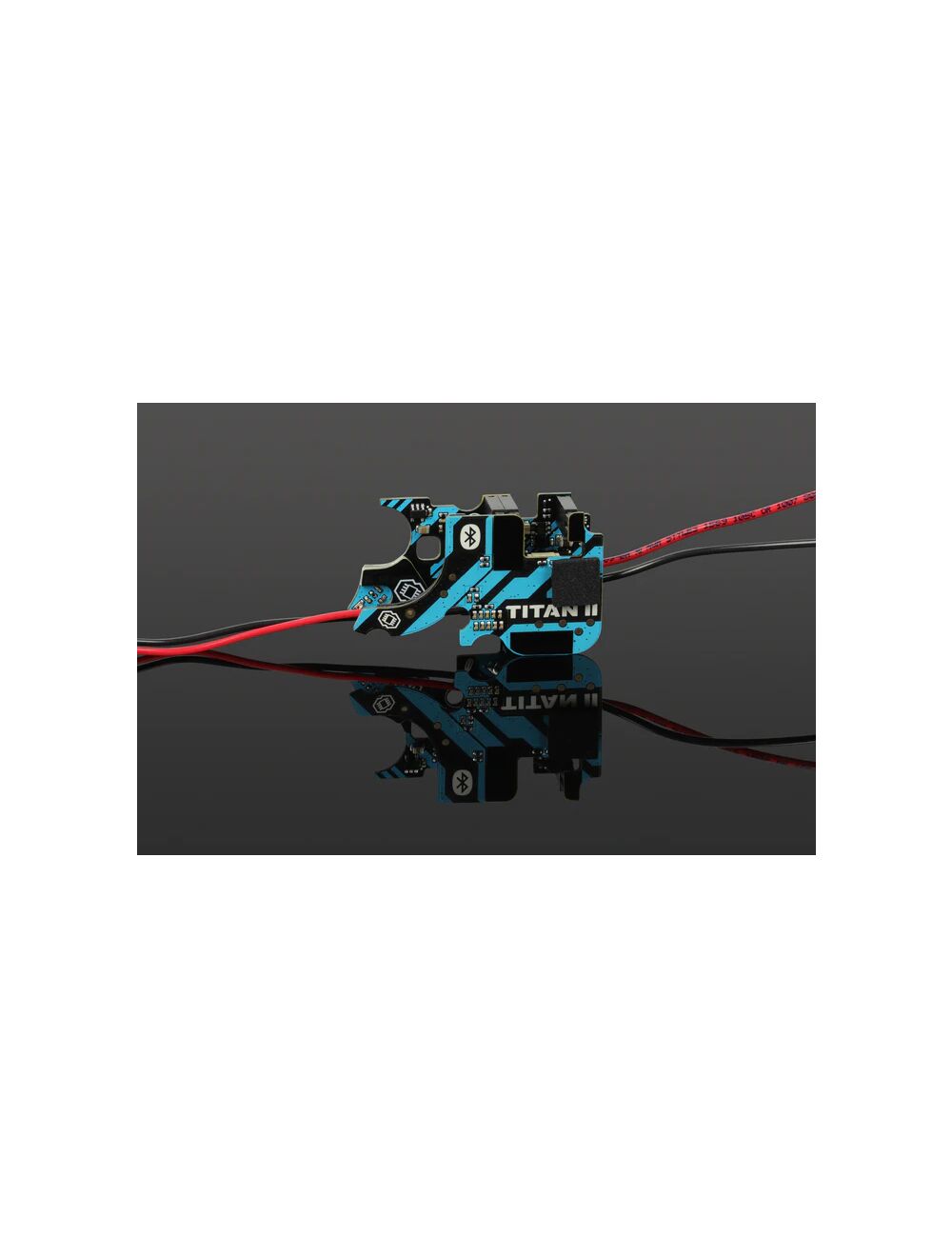 Gate - TITAN II Bluetooth® Expert for V2 GB [AEG Rear Wired] (TBT2-AER)